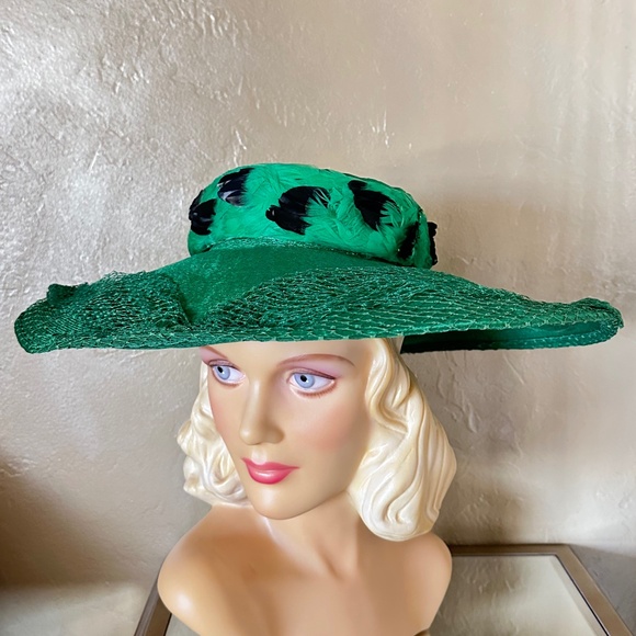 GAGE BROTHERS | Accessories | Enticing 95s Emerald Green Straw Wide ...
